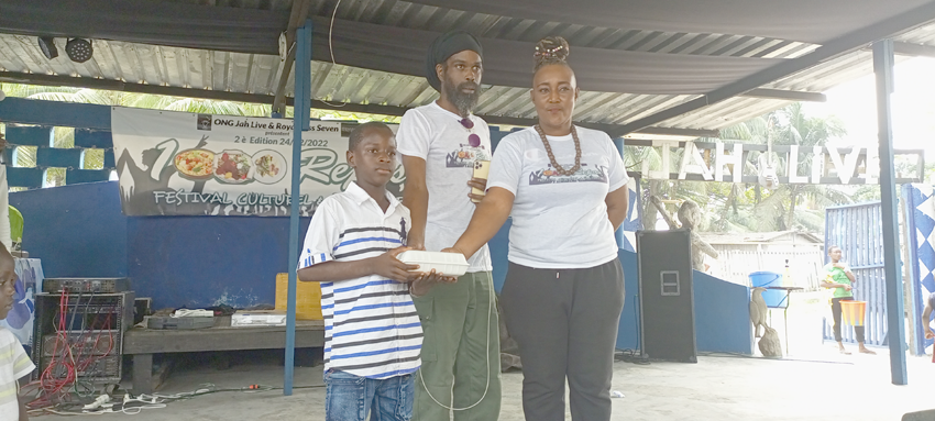 Noël 2022: 2 Ong offrent 1000 repas à Grand-Bassam - JusteInfos ...